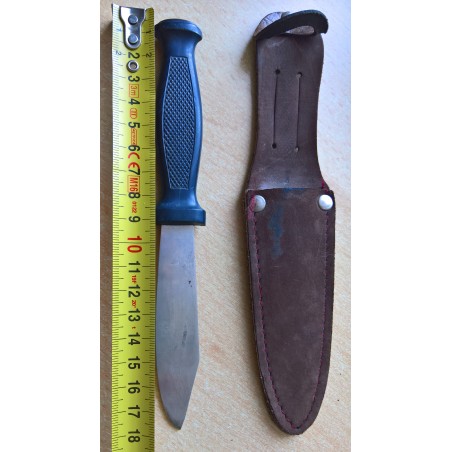 Couteau de type scout